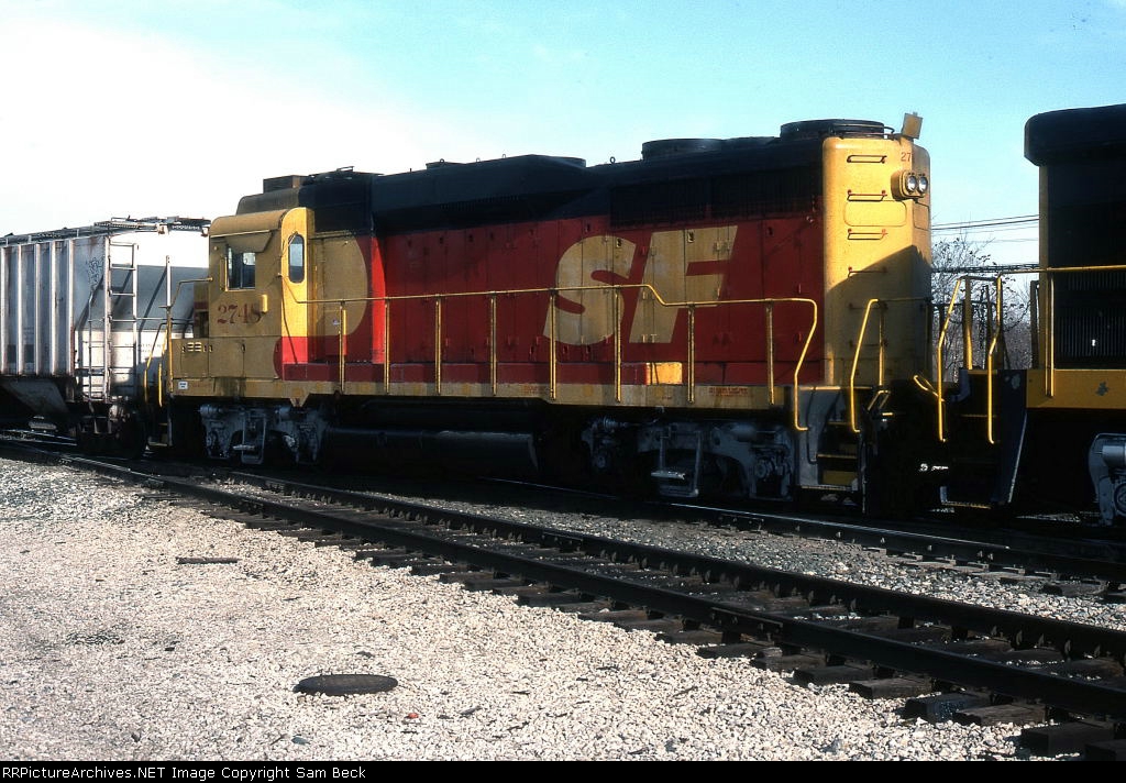 ATSF 2748